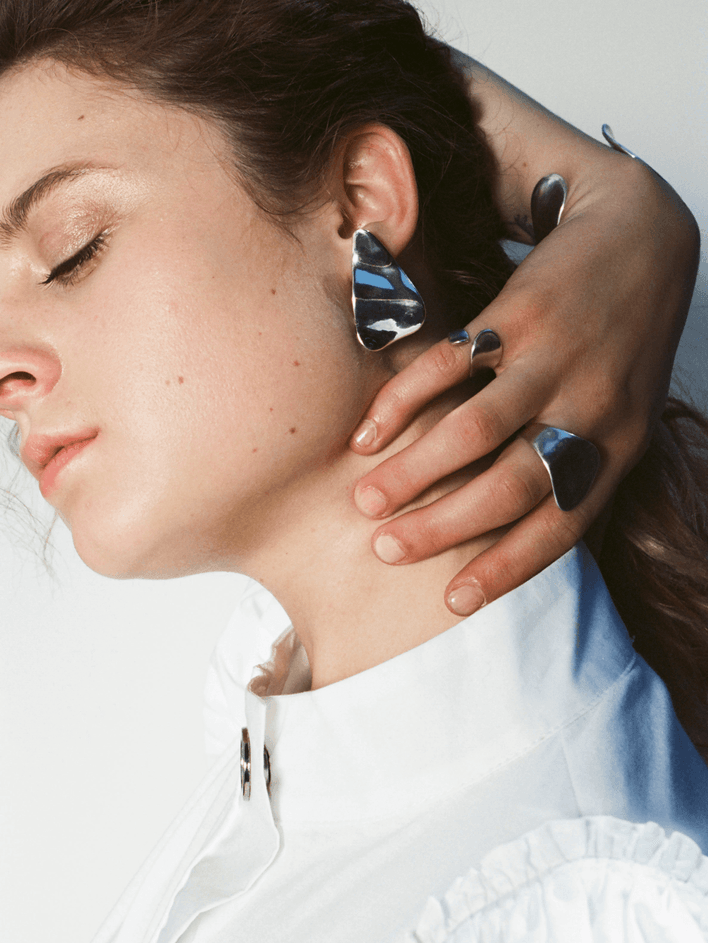 Sculptural jewelry