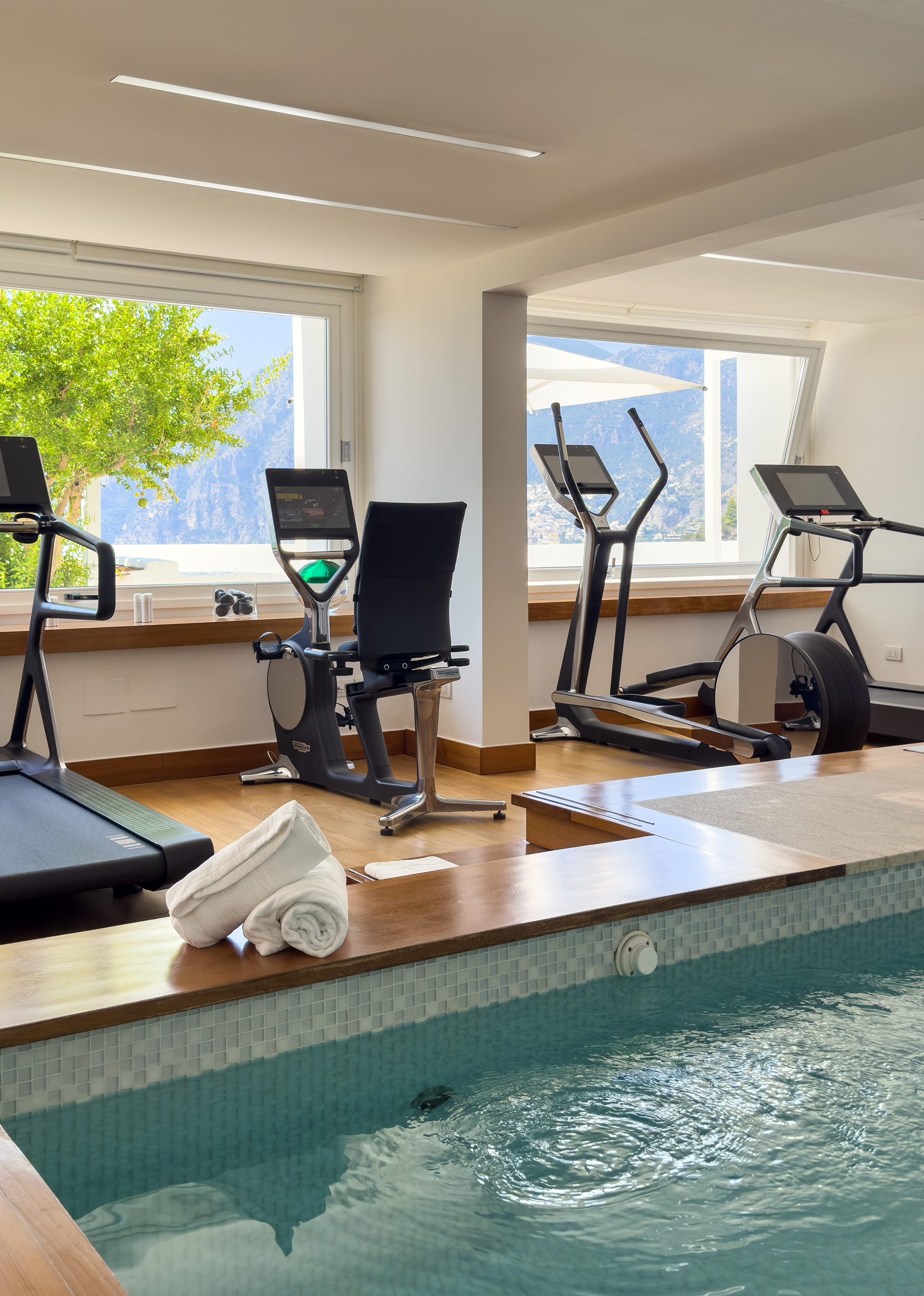 Spa & Wellness 09 — Page 34