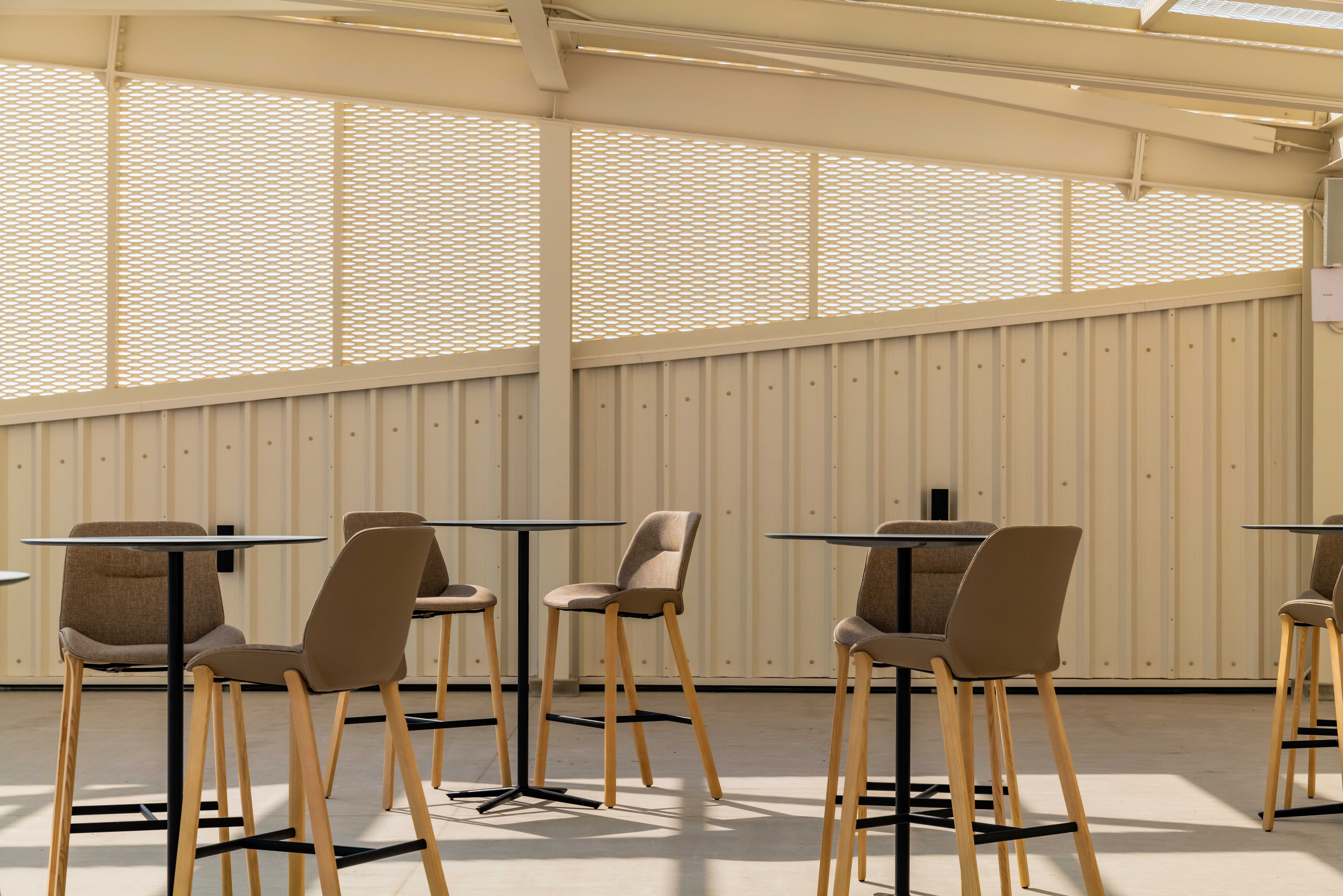 M39//Madar_39 — Page 9