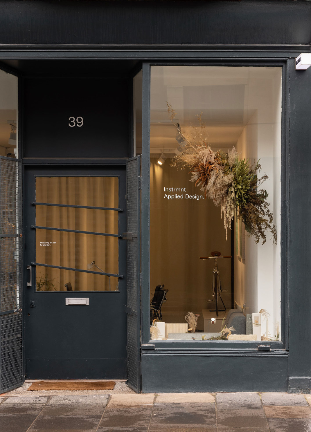 Studio Kumari - floral and set design